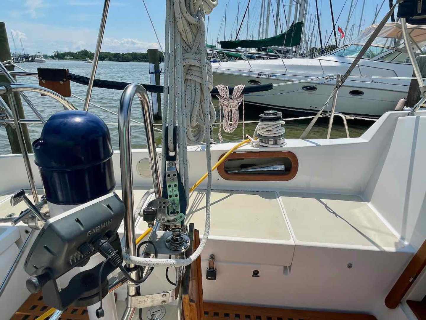35' Bristol 35.5C for Sale | Sloop | Extravagance 2781614 | Curtis ...