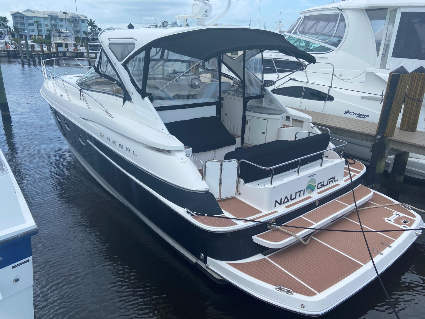 44' Regal Commodore 4460 for Sale | Motor Yachts | Nauti Gurl | Curtis ...