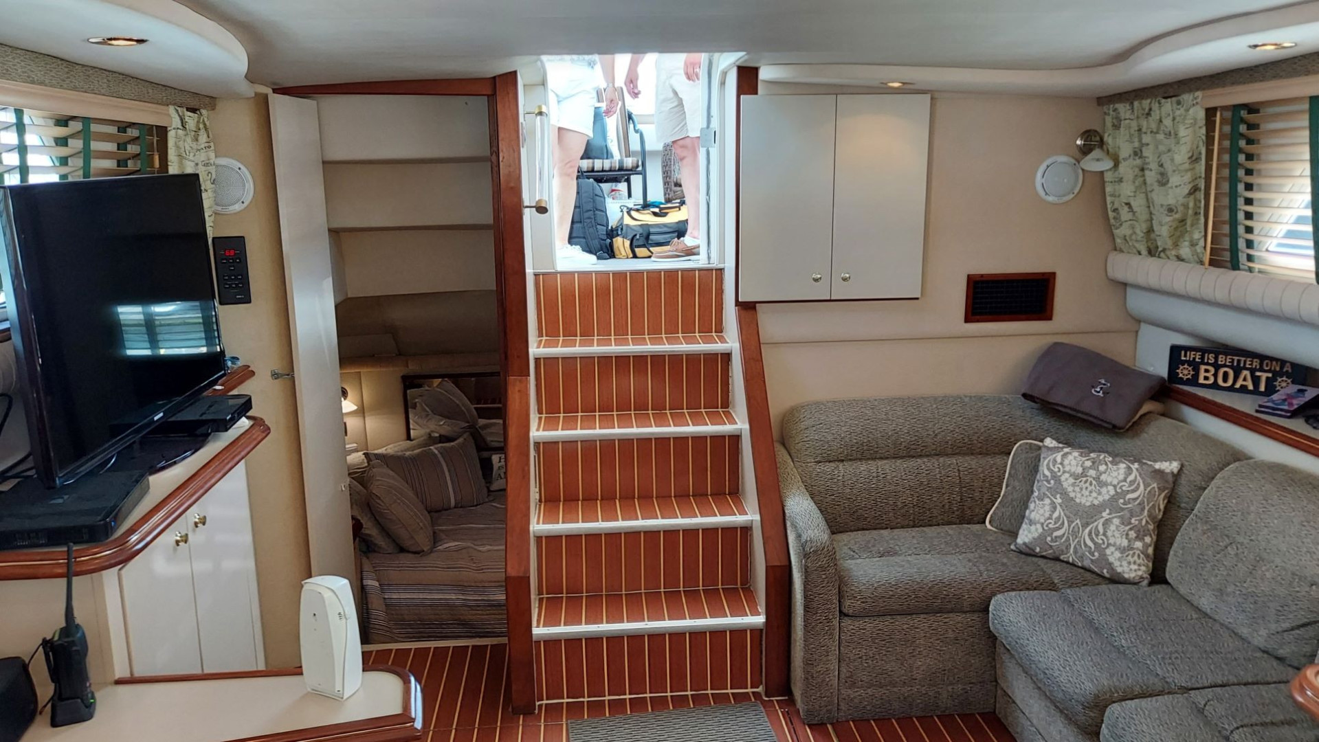 37' Cruisers Yachts 3750 for Sale | Motor Yachts | Memory Maker 2782403 ...