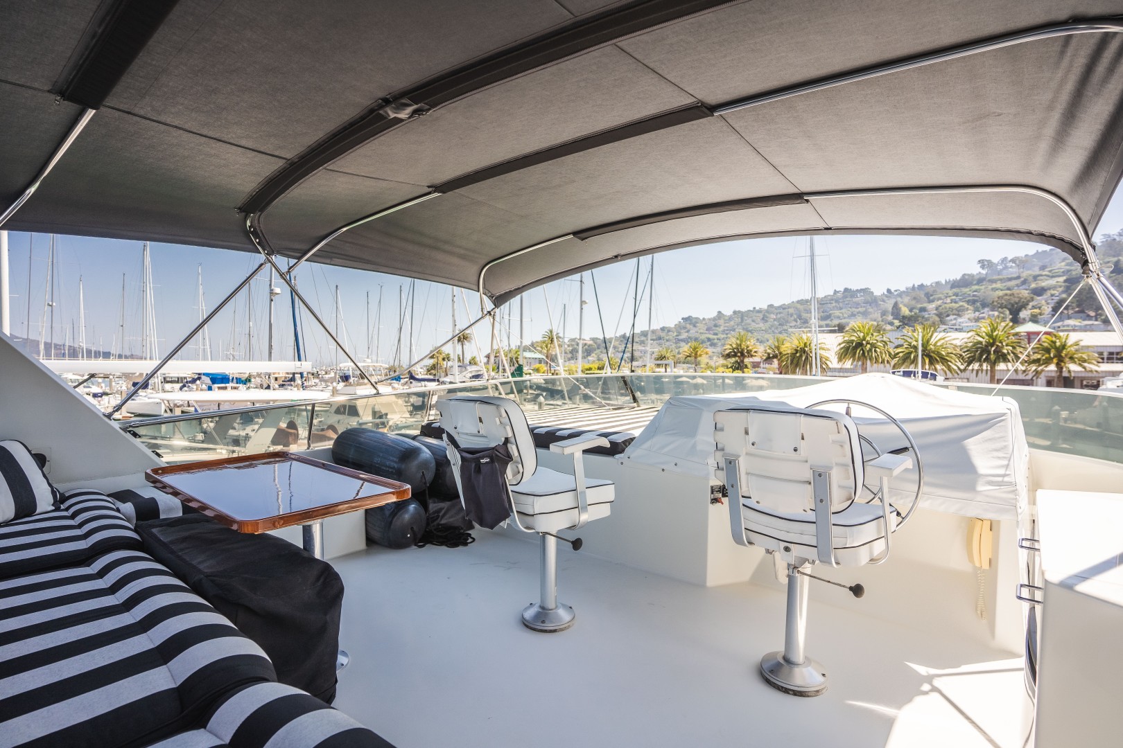 1992 Tollycraft 57 57' Yacht For Sale | KEMOSABE | Seattle Yachts