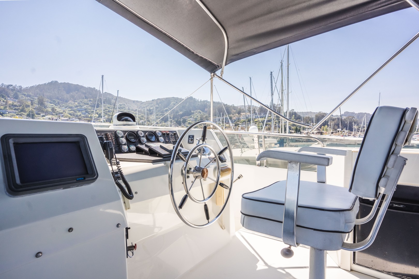 1992 Tollycraft 57 57' Yacht For Sale | KEMOSABE | Seattle Yachts