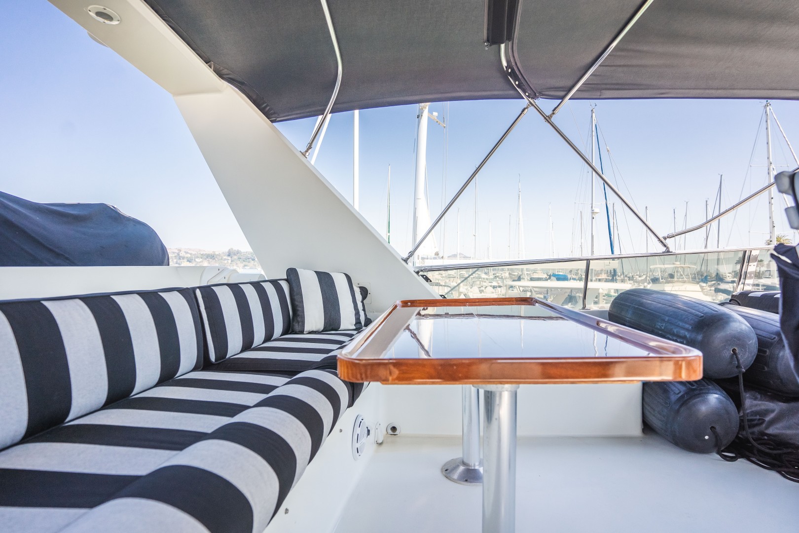 1992 Tollycraft 57 57' Yacht For Sale | KEMOSABE | Seattle Yachts