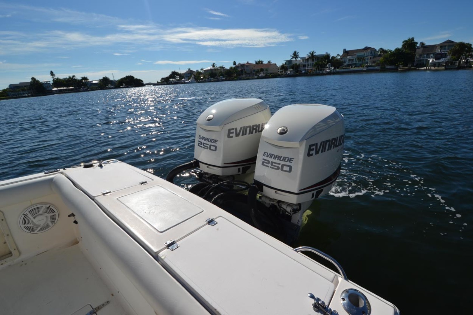 26' 1995 Wellcraft Scarab 26 Sportster | Tampa Yacht Sales