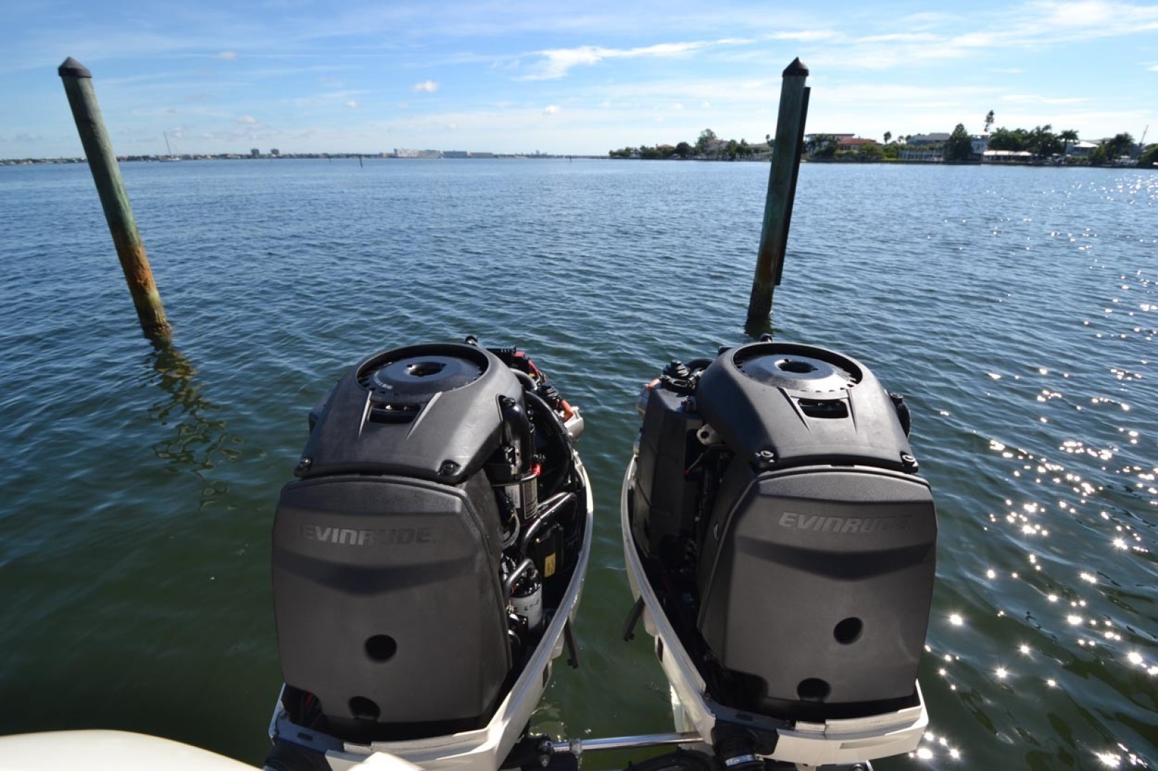 26' 1995 Wellcraft Scarab 26 Sportster | Tampa Yacht Sales