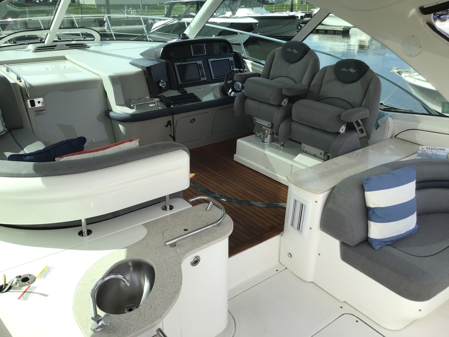 2011 Sea Ray 50 Sundancer Yacht For Sale | Sea Tea | SI Yachts