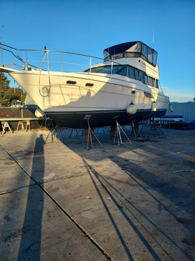 1993 Bayliner 4388 Motoryacht 43' Yacht For Sale | SEA CAT | Seattle Yachts