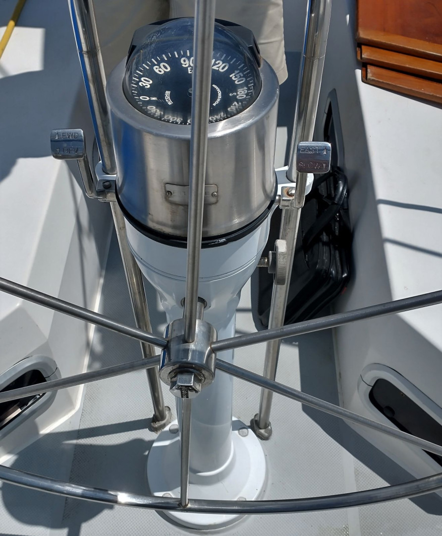 42' Catalina 42 for Sale | Sloop | Moon Shell 2783872 | Curtis Stokes ...