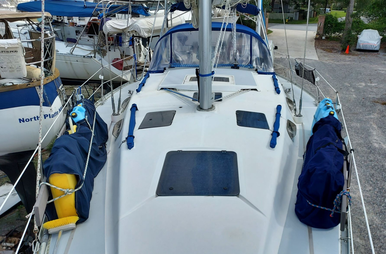 37' Hunter Legend 37.5 for Sale | Sloop | All In 2783943 | Curtis ...