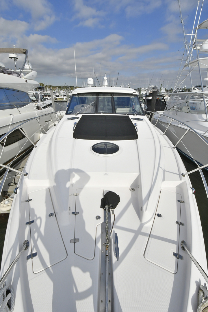 2018 Regal 46 Sport Coupe Yacht For Sale | SI Yachts