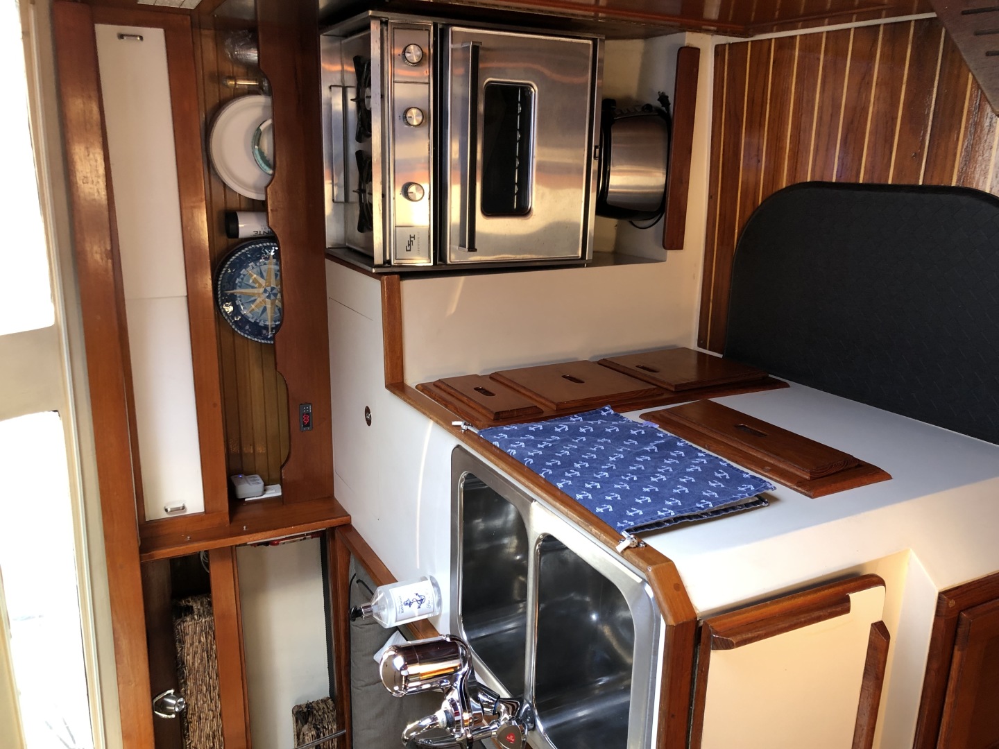 1986 Catalina 34 34' Yacht For Sale | UNCORKED | Seattle Yachts