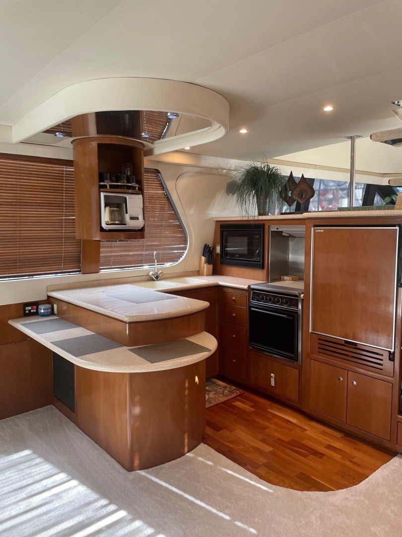 53' Carver 530 Voyager for Sale | Motor Yachts | Phase III | Curtis ...