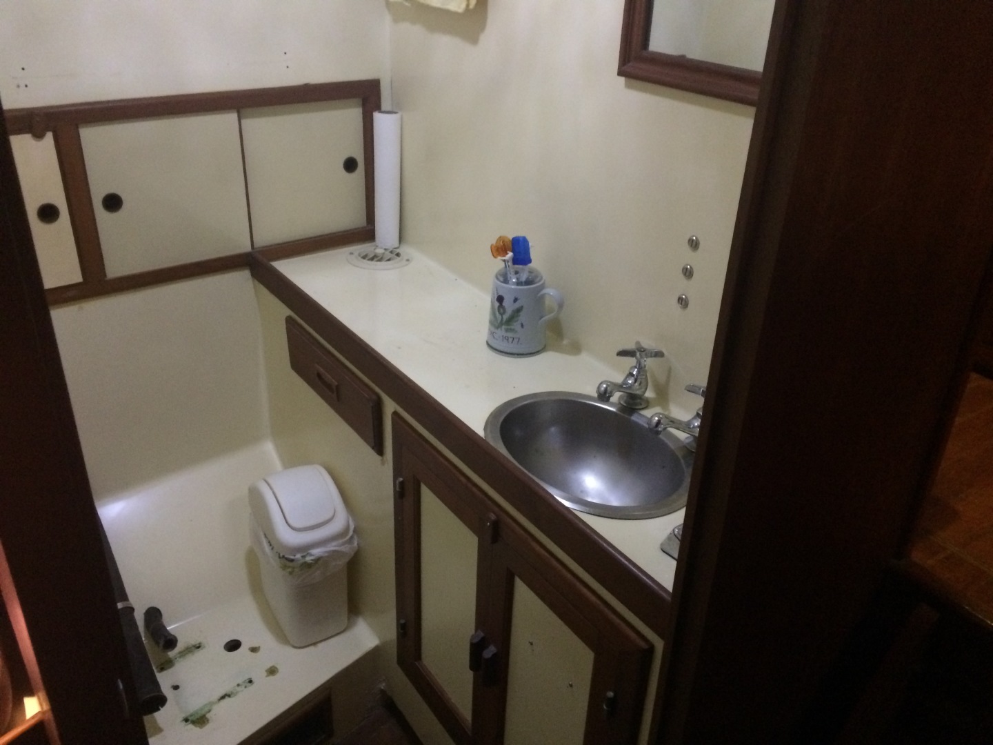 30' Sundowner Tug 30 for Sale | Trawlers | Princess of Tides 2785882 ...