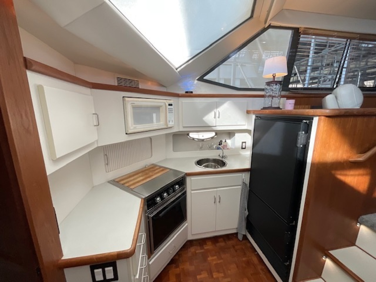 37' Carver 37 Aft Cabin for Sale | Motor Yachts | Silver Lining ...