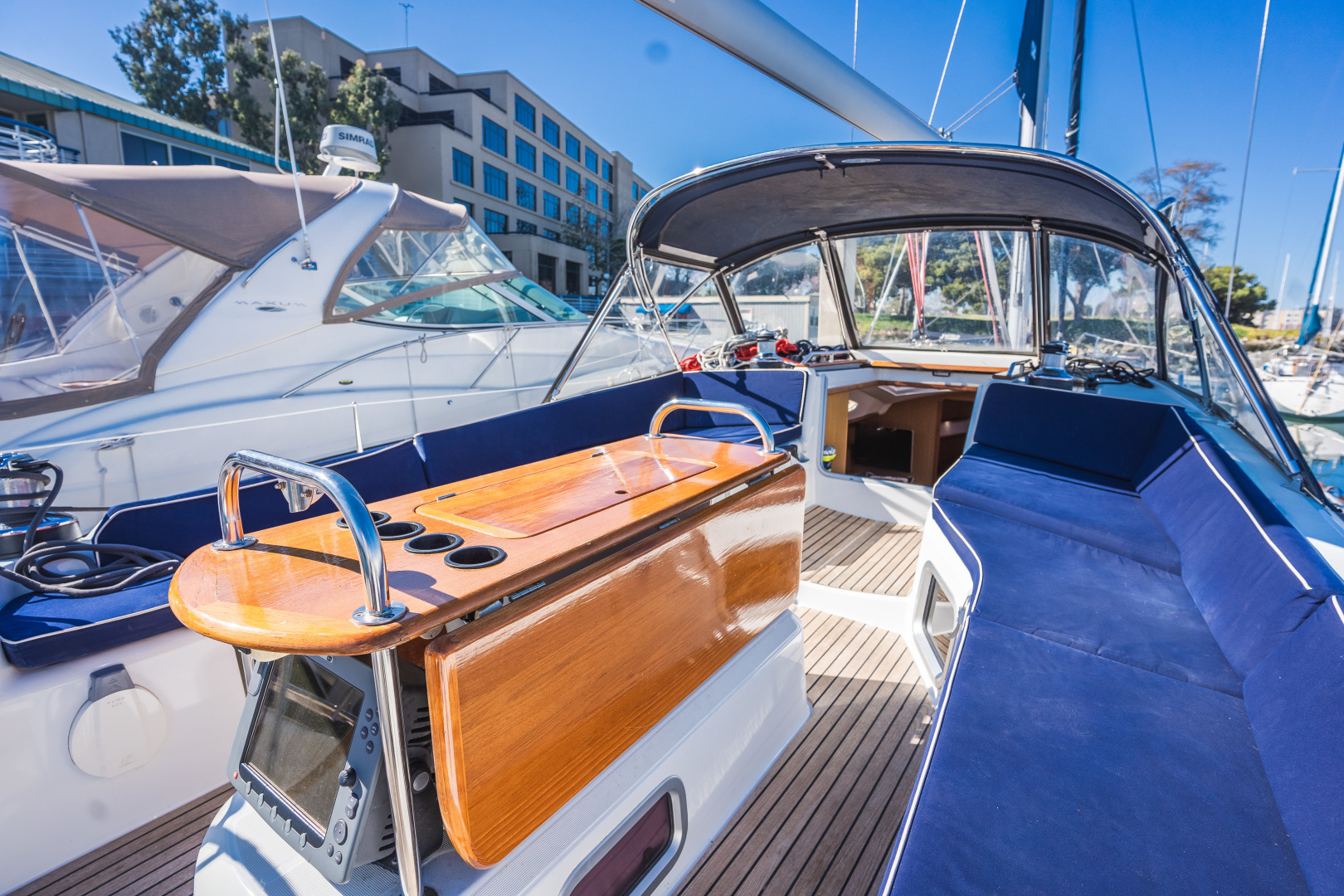 2008 Jeanneau 45 DS 45' Yacht For Sale | LIBERTY | Seattle Yachts
