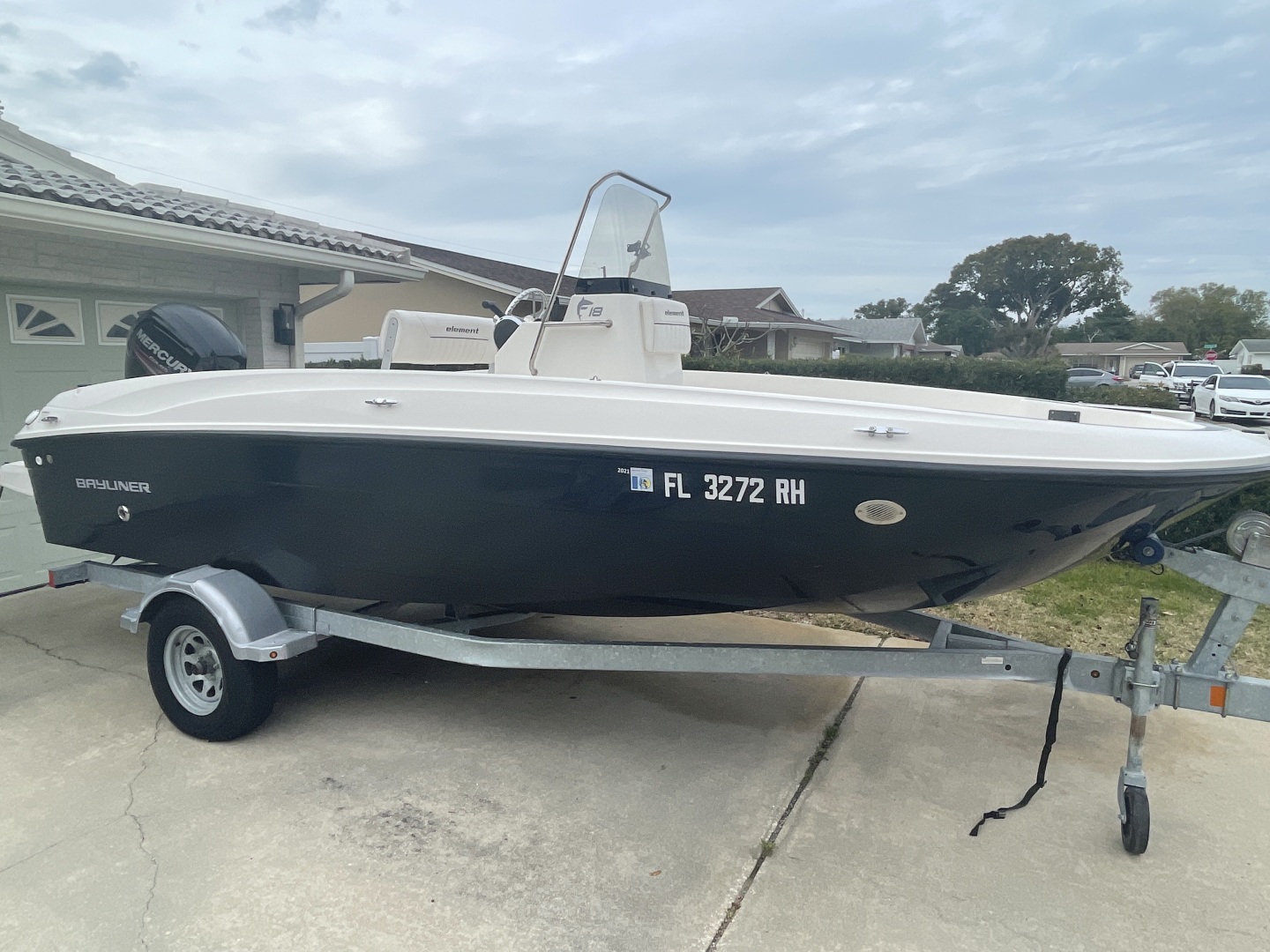 18' 2017 Bayliner F-18 | Tampa Yacht Sales