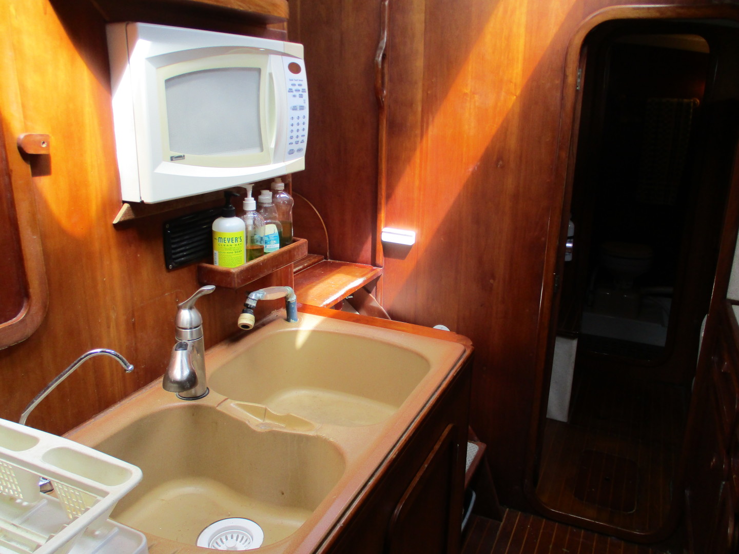 Liberterre 48ft 1989 Privilege Yacht For Sale YBAA Member Yacht Search