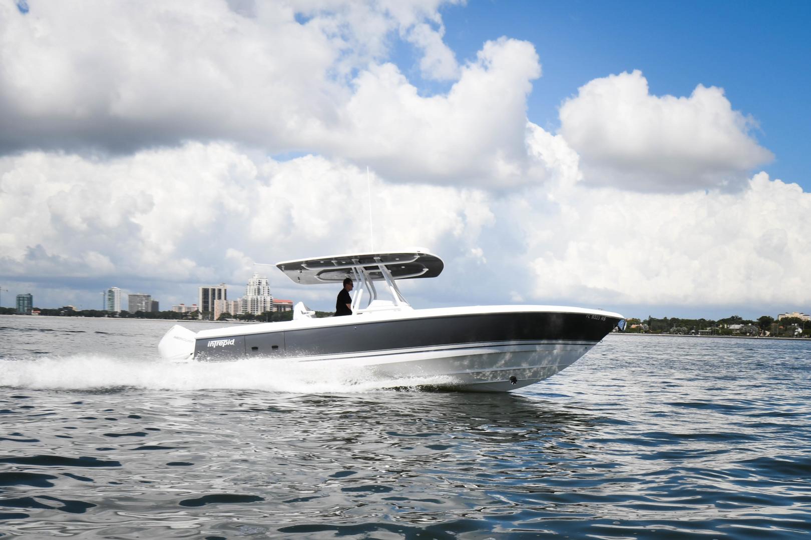 30ft 2019 Intrepid Yacht For Sale YBAA Member Yacht Search