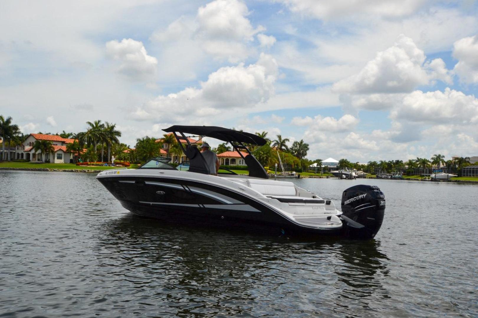 27' 2018 Sea Ray 270 SDX-OB | Tampa Yacht Sales