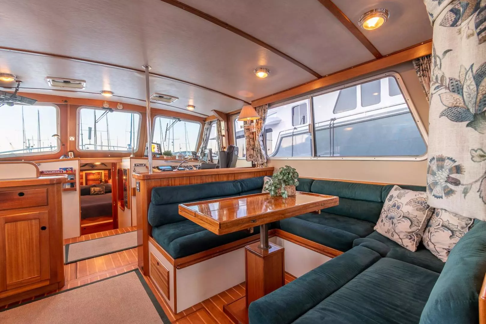 2000 Duffy 42 42' Yacht For Sale | SPRAY | Seattle Yachts