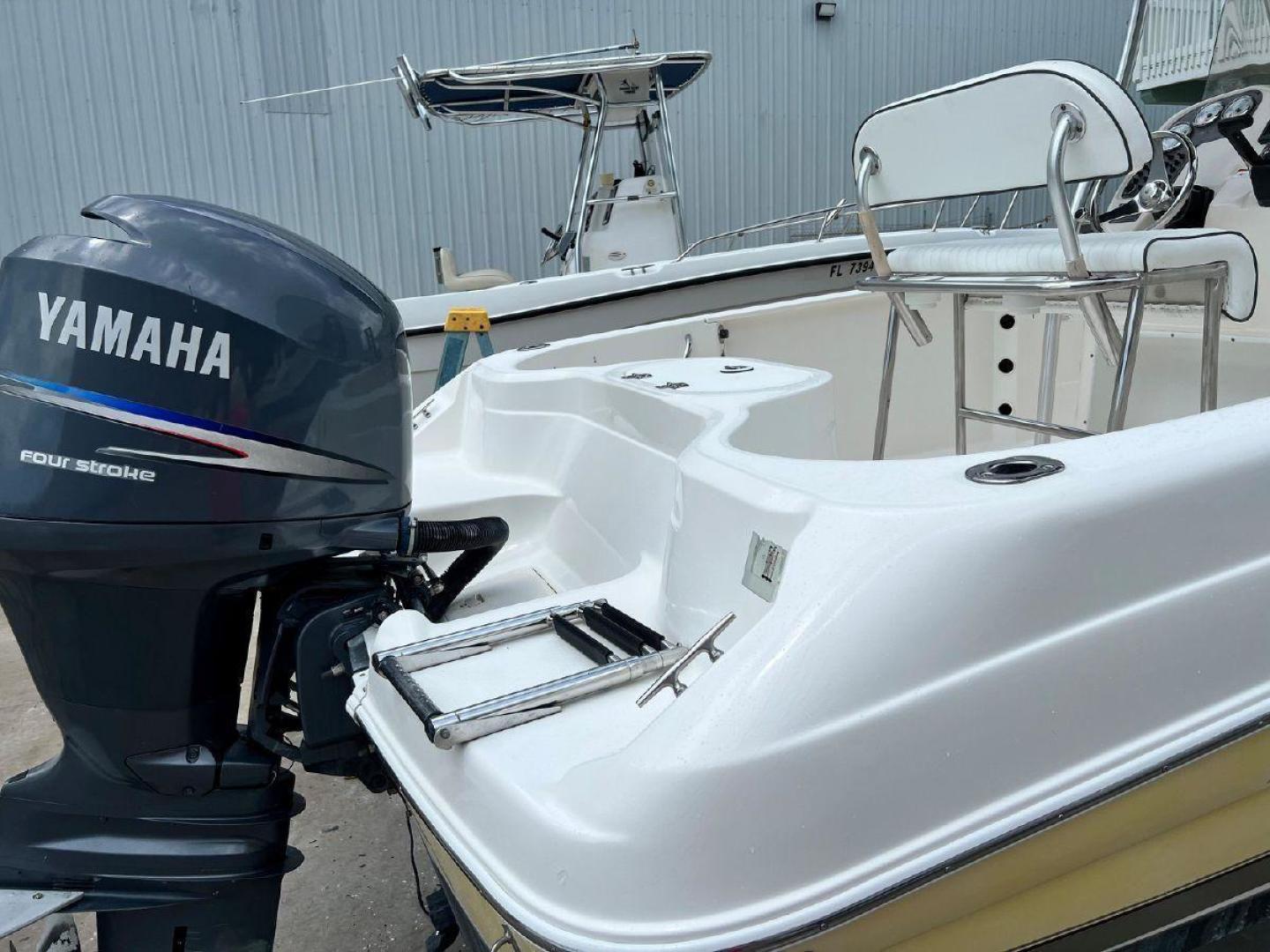 2005 Wellcraft 212 Fisherman