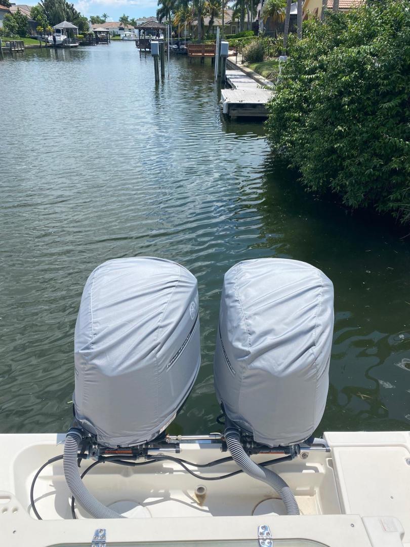 28' 2014 Pursuit S280 | Tampa Yacht Sales