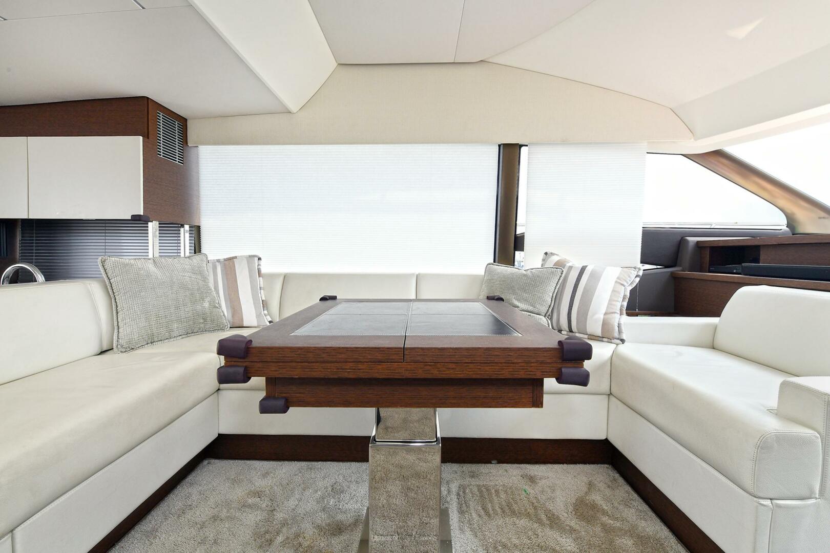 2018 Prestige 52 Fly Yacht For Sale | SI Yachts