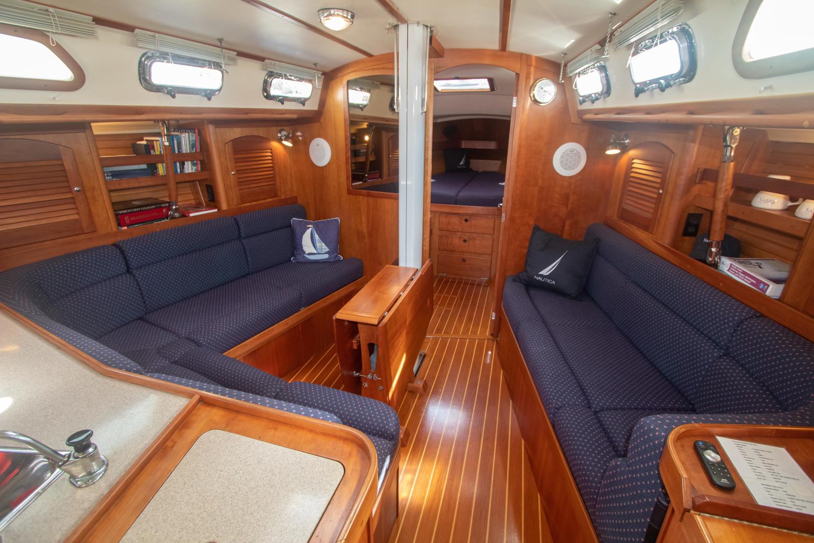 40' Sabre 402 Sabre Sailboat for Sale | Cruisers | SERENADE | Curtis ...