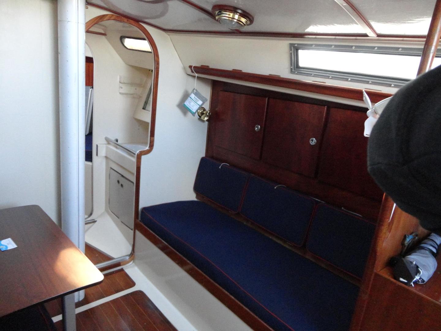 31' Camper & Nicholsons CN31 for Sale | Cruisers | Taurus 2792587 ...