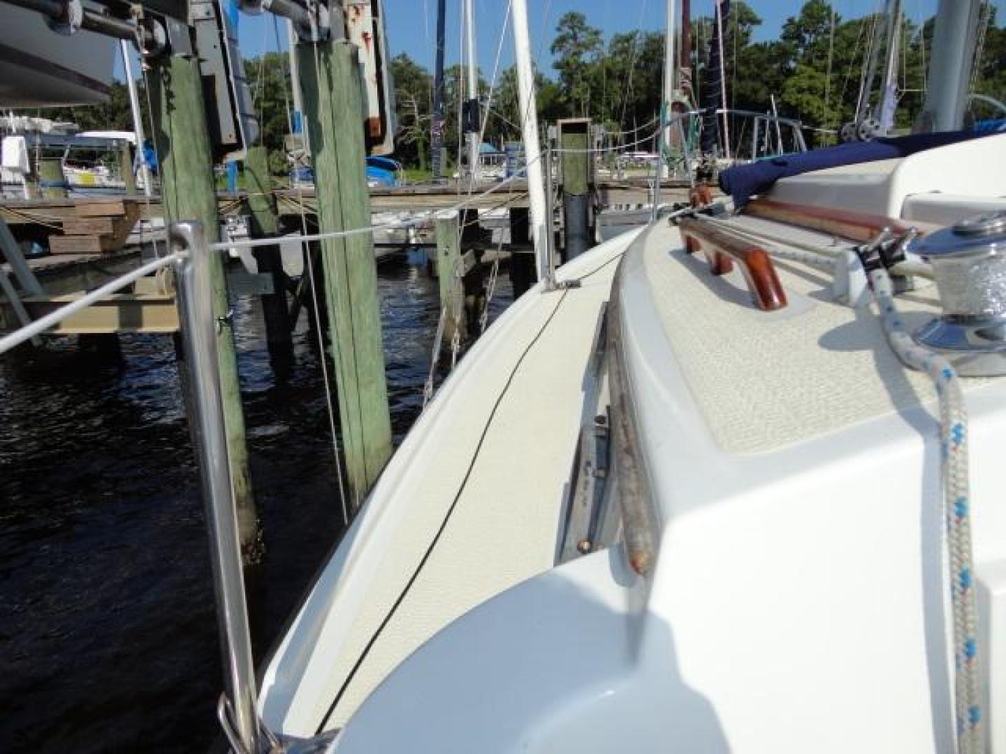 23' Com-Pac 23 for Sale | Daysailers | Big Run 2792962 | Curtis Stokes ...