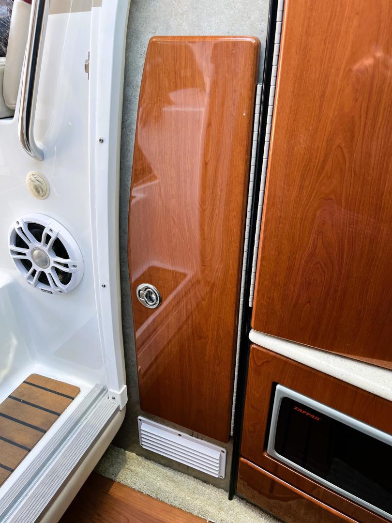 33' Formula 330 Sun Sport for Sale | Sports Cruiser | The Formula ...