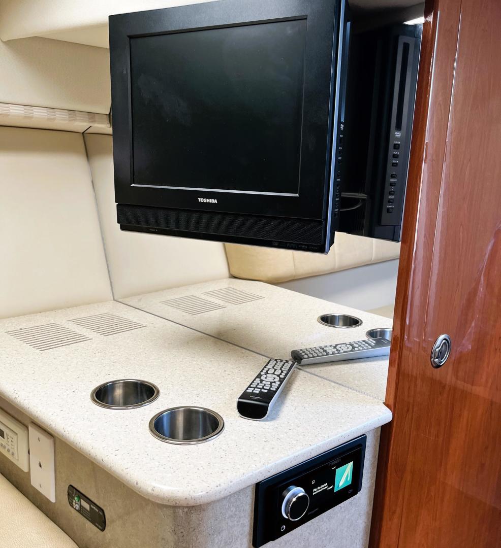 33' Formula 330 Sun Sport for Sale | Sports Cruiser | The Formula ...