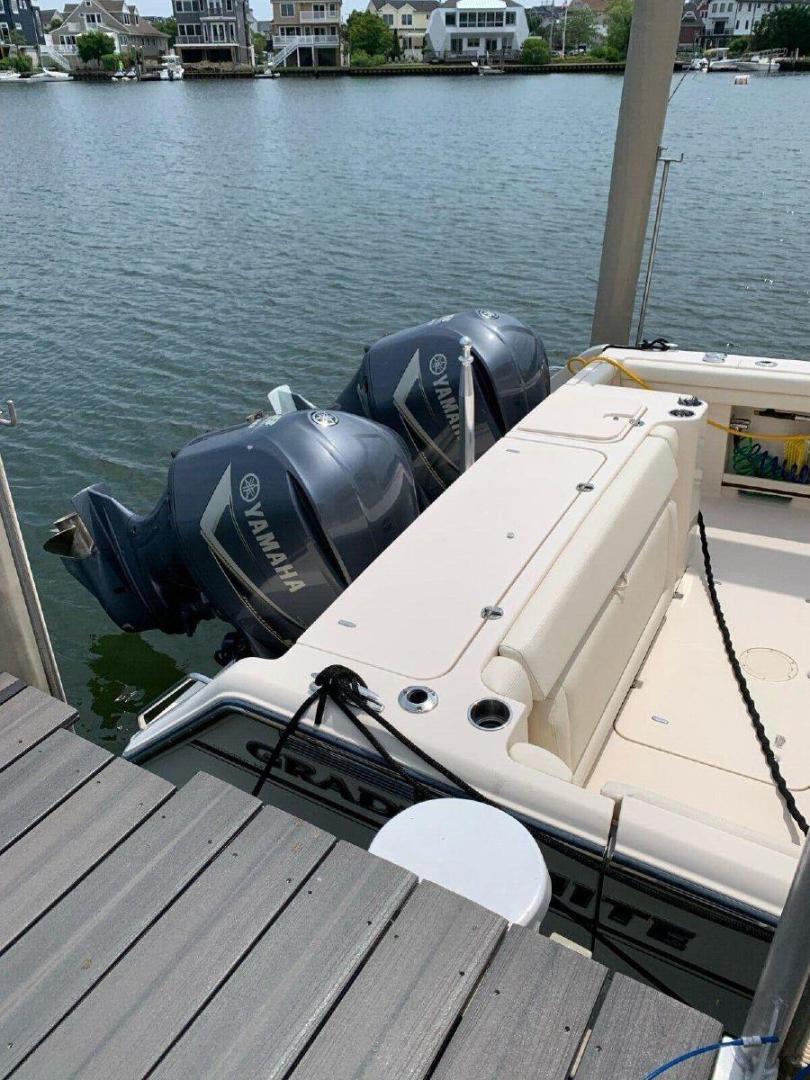 2017 Grady-White 335 Freedom