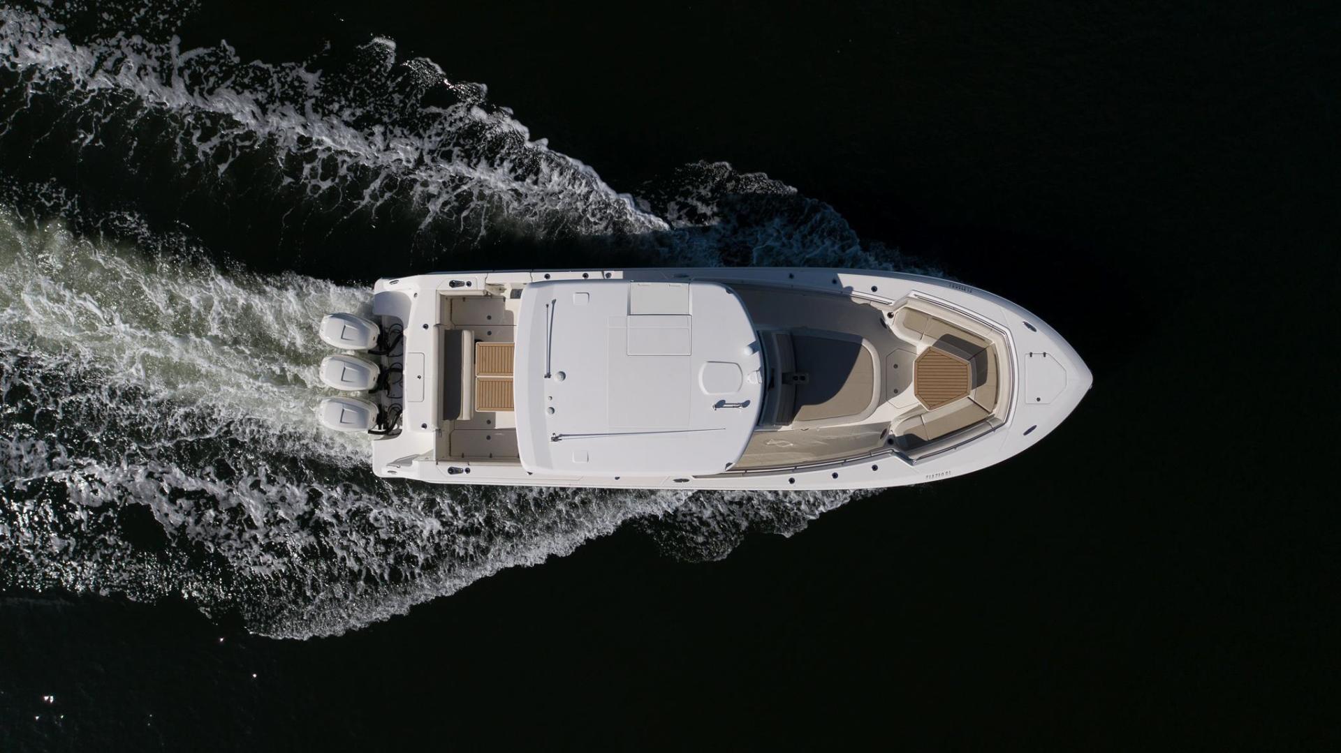 38 Boston Whaler 2018 Miami, Florida