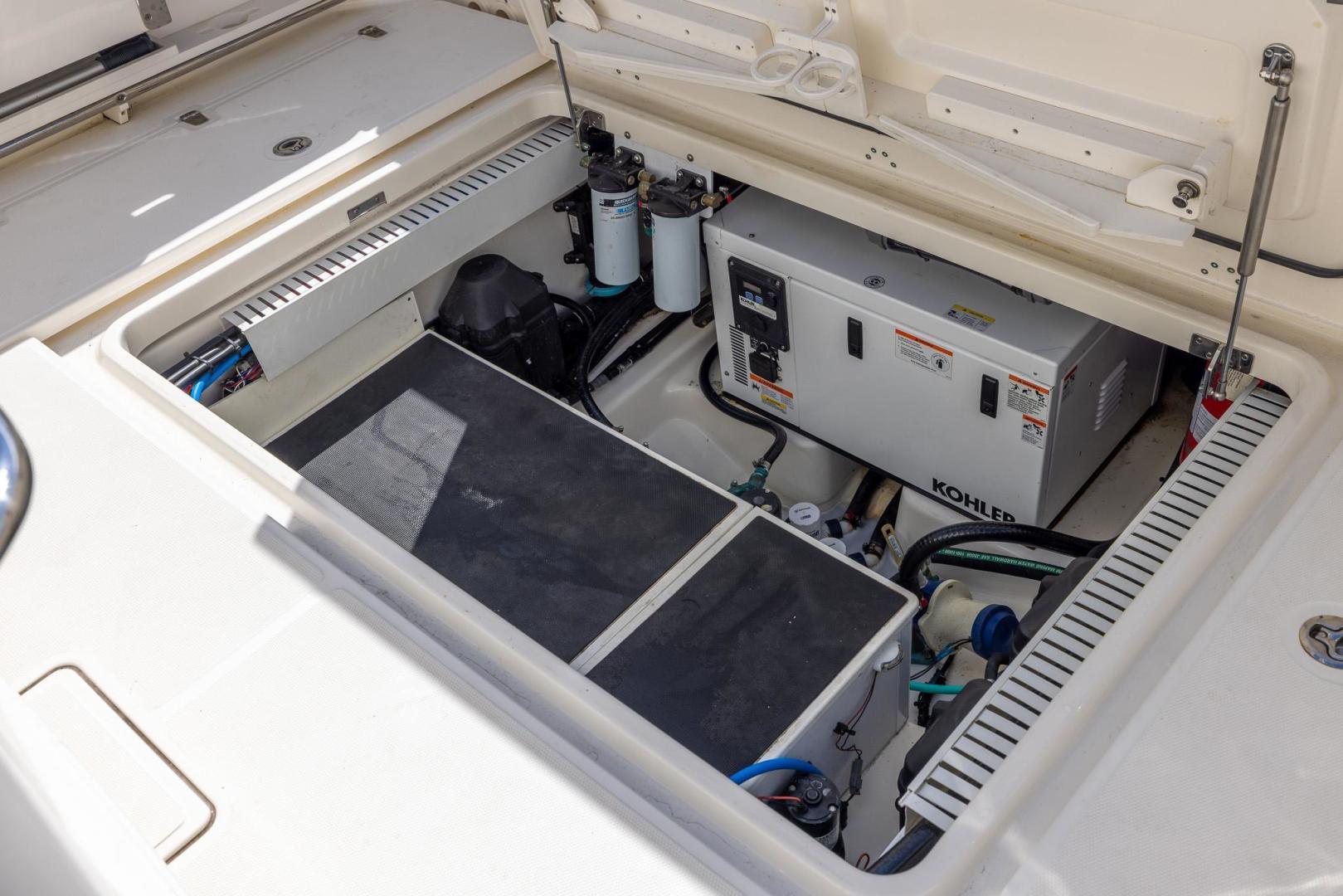 38 Boston Whaler 2018 Miami, Florida