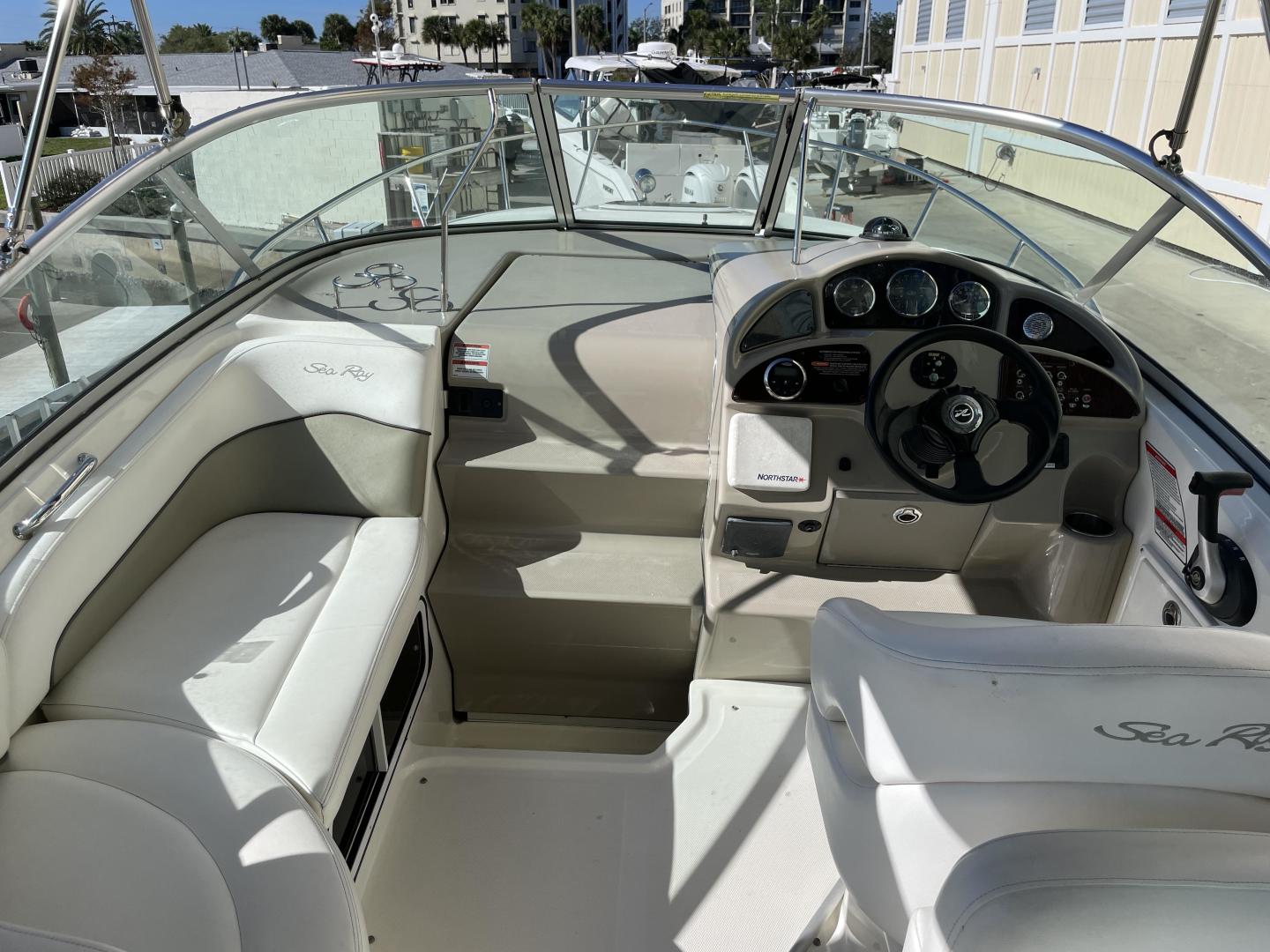 28' 2007 Sea Ray 260 Sundancer | Tampa Yacht Sales