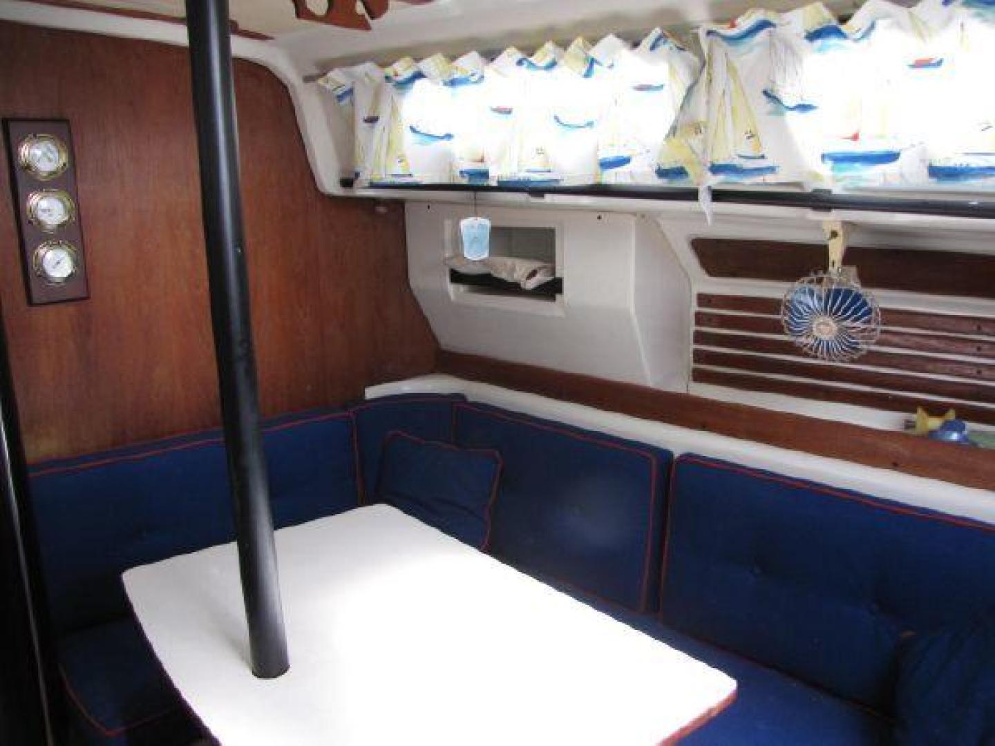 1980 Pearson 323 for sale