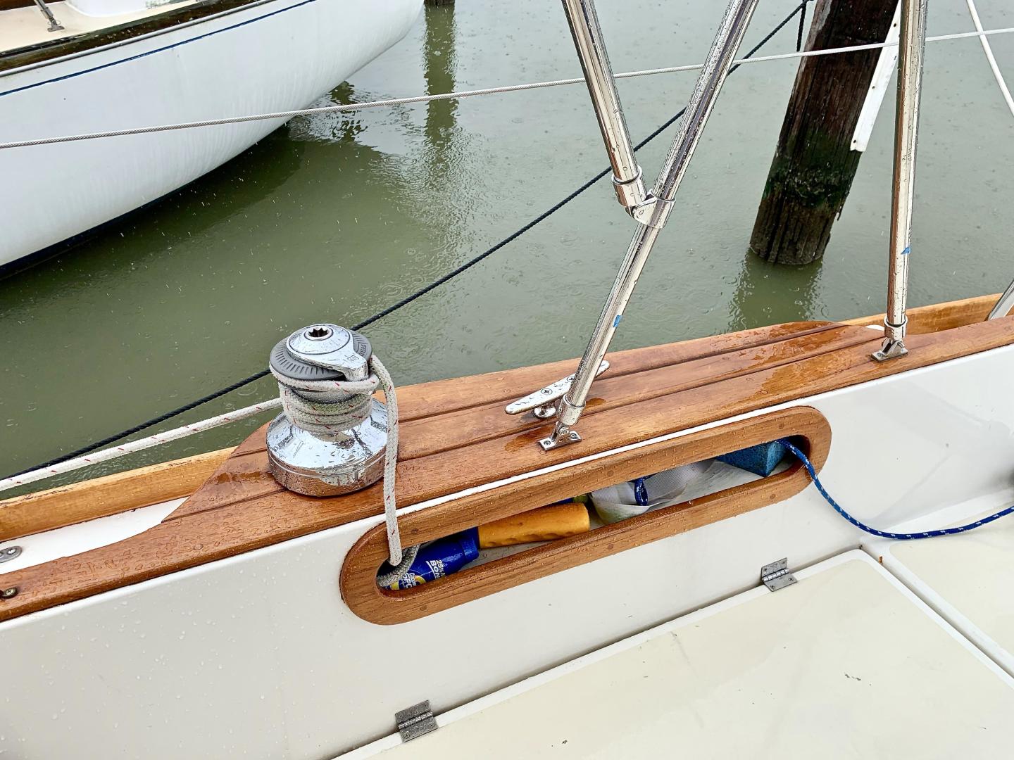 35' Pearson 35 for Sale | Cutter | SERENADE | Curtis Stokes Yacht Brokerage