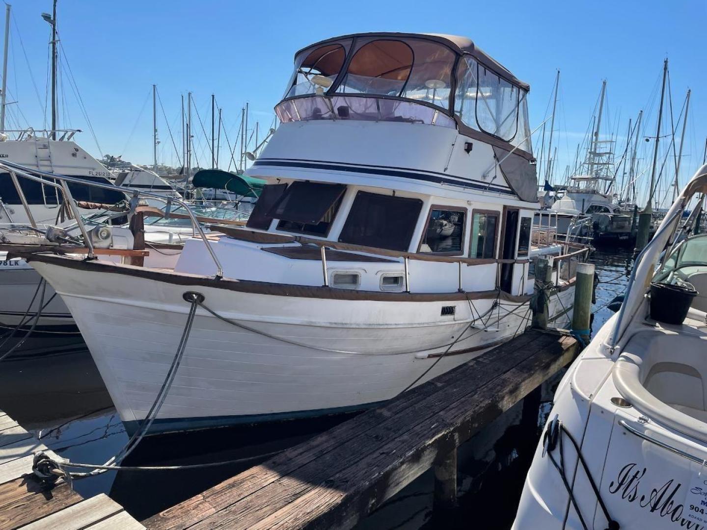 1986 Tiger Marine Sundeck Trawler