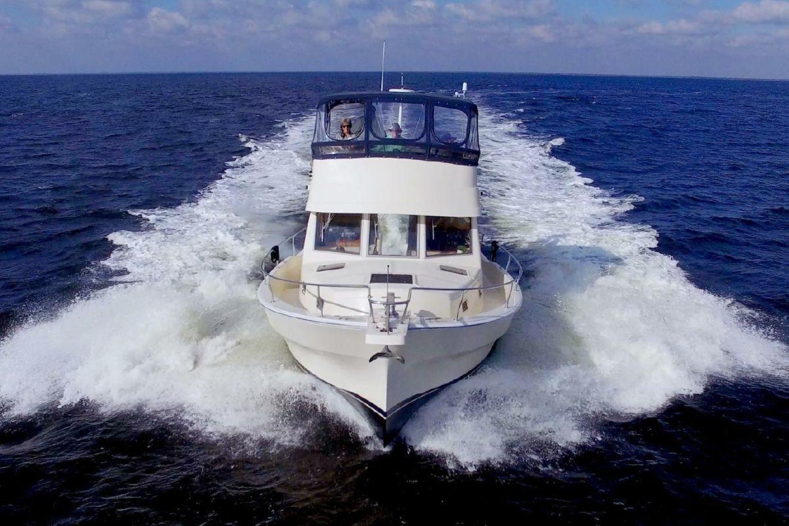 2004 Mainship 390 Trawler Interlude