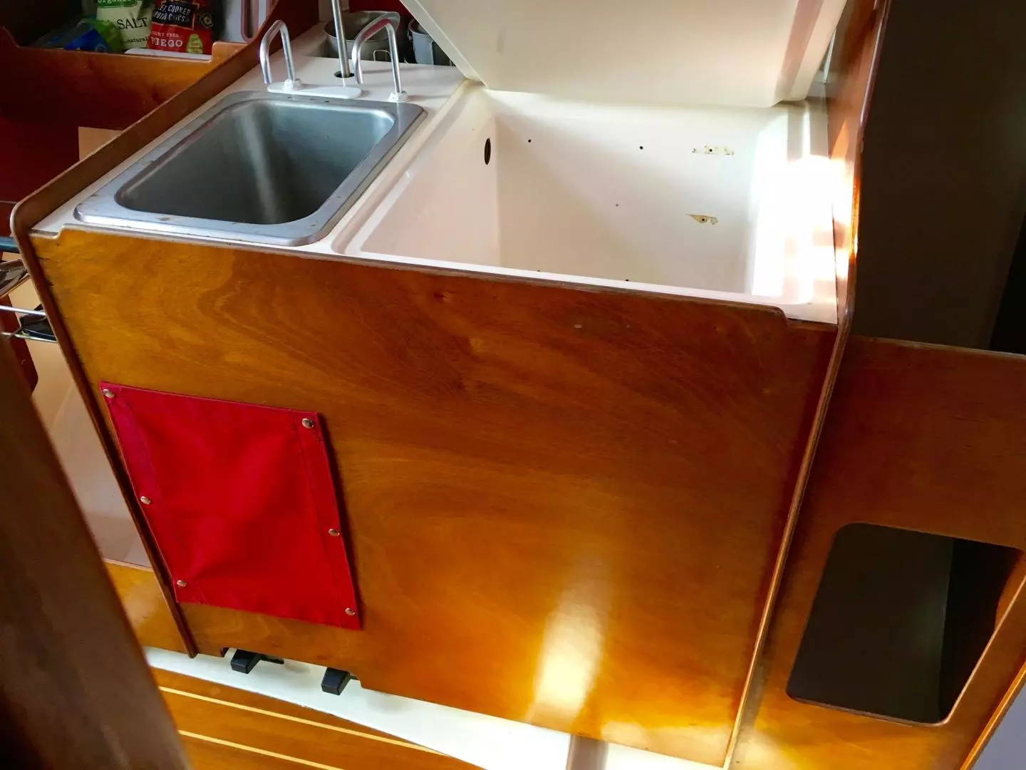 1983 Olson 40' Yacht For Sale | AKAW! | Seattle Yachts