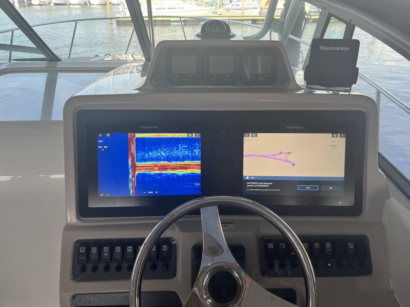 30' 2007 Robalo 305 walkaround | Tampa Yacht Sales