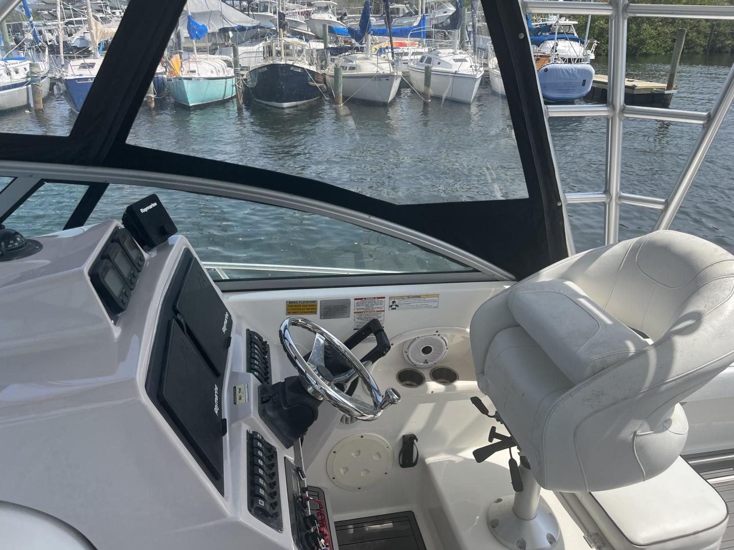 30' 2007 Robalo 305 walkaround | Tampa Yacht Sales