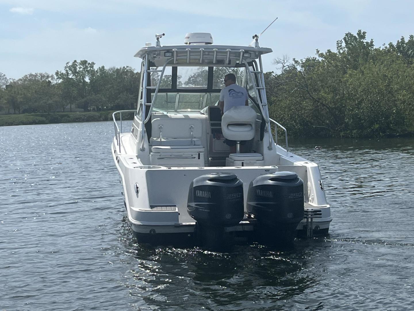 30' 2007 Robalo 305 walkaround | Tampa Yacht Sales