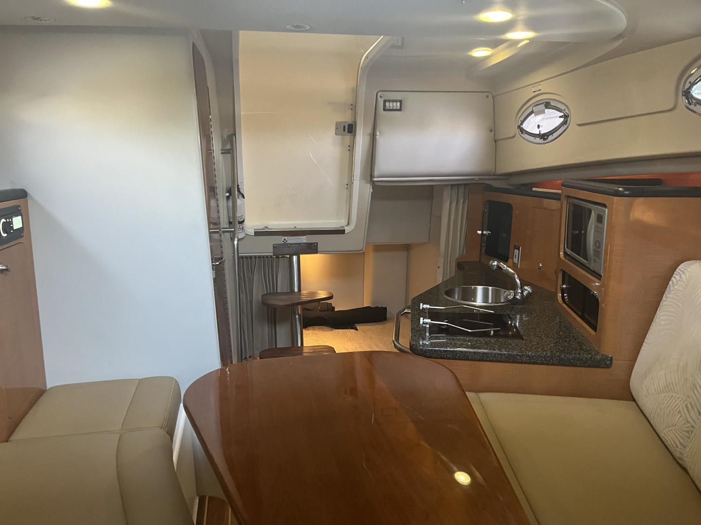 30' 2007 Robalo 305 walkaround | Tampa Yacht Sales