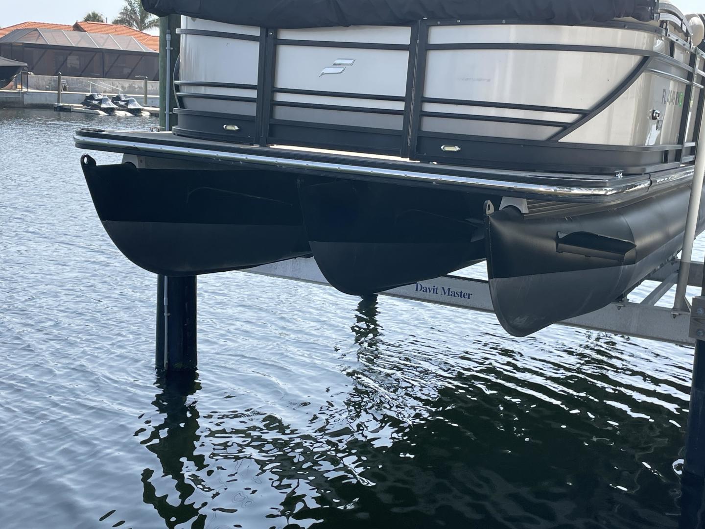24' 2019 Starcraft SLS3 | Tampa Yacht Sales