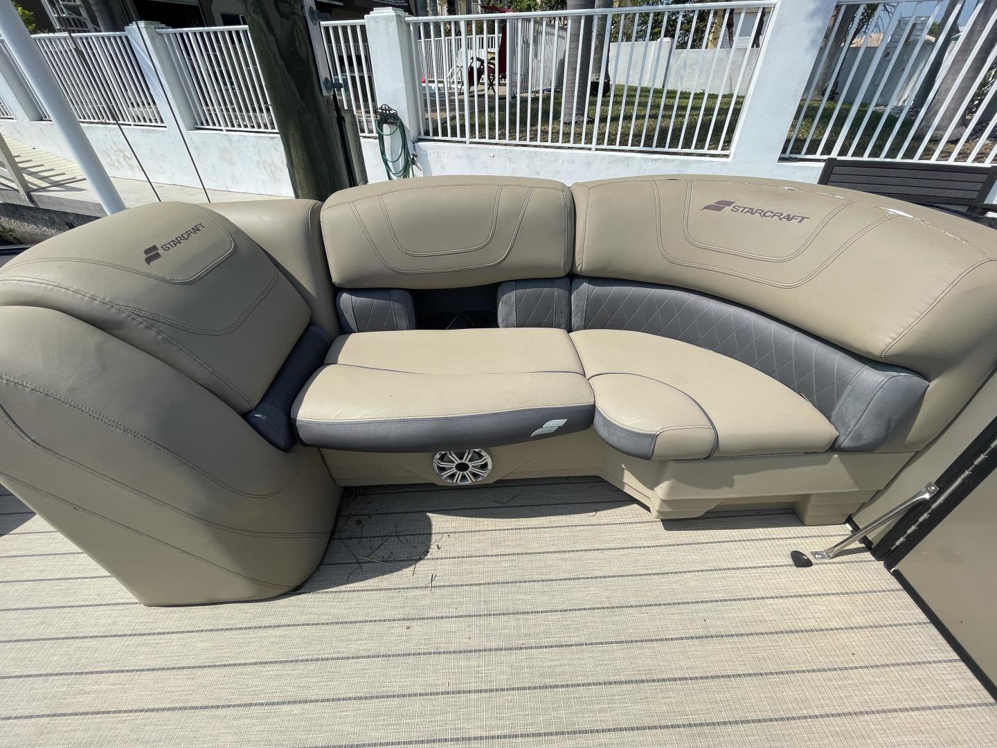 24' 2019 Starcraft SLS3 | Tampa Yacht Sales