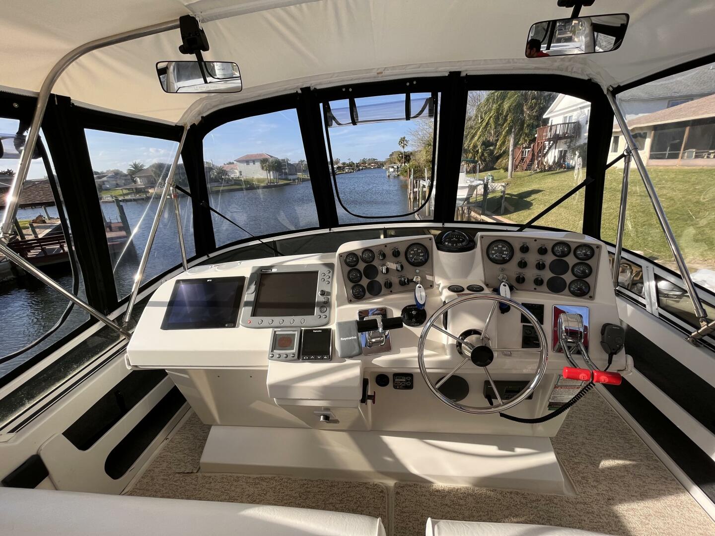 35' Carver for Sale | Motor Yachts | 2797701 | Curtis Stokes Yacht ...