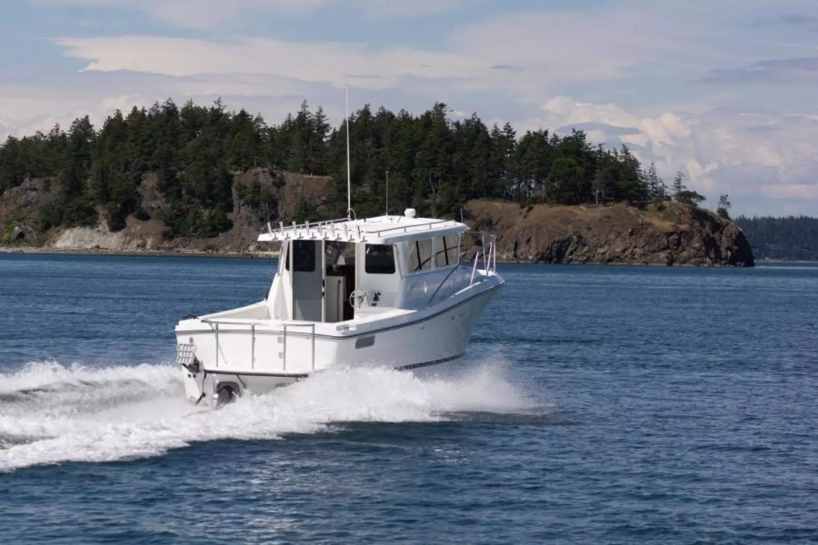 2022 Ocean Sport Roamer 33 #127 33' Yacht For Sale | IN STOCK | Seattle ...