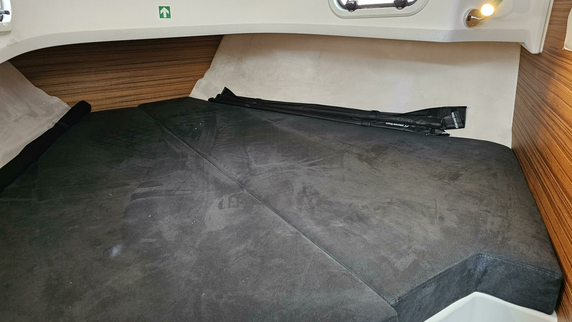 2023 Nimbus T9 #94 30' Yacht For Sale | Seattle Yachts