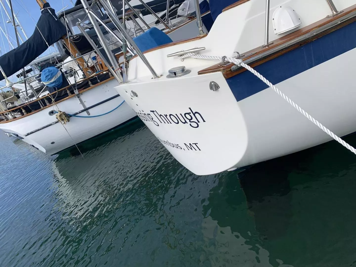1981 Endeavour 37 Sloop 37' Yacht For Sale | JUST PASSING THROUGH ...